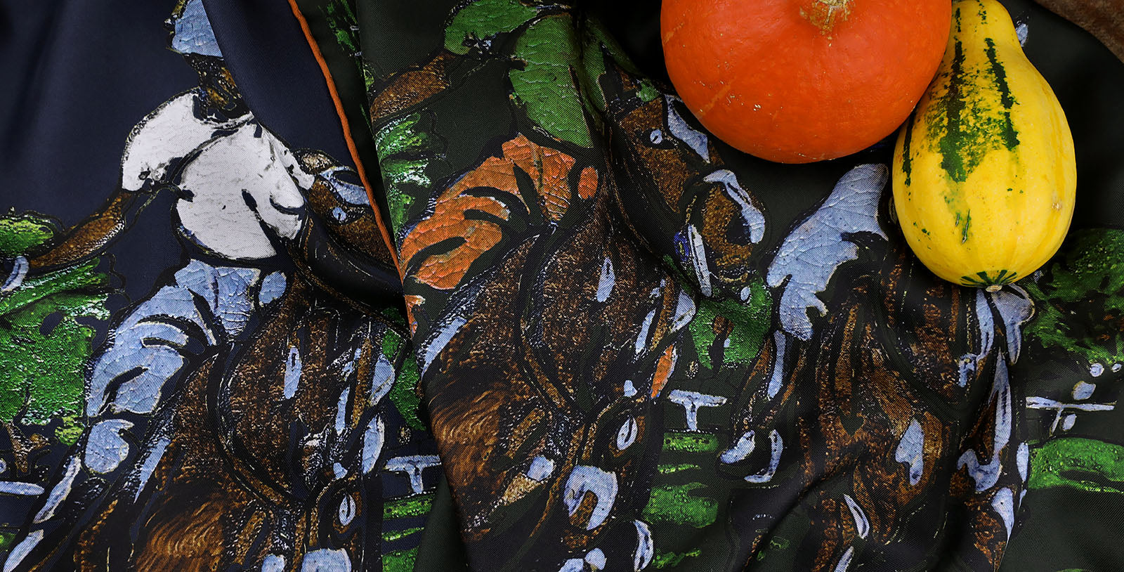 Handrolled English Neckerchiefs | Shibumi Firenze